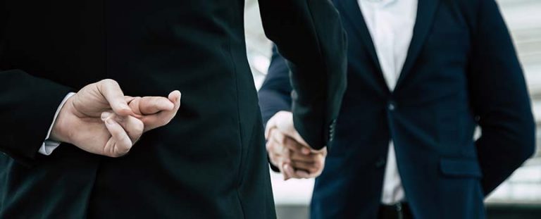 Strafanzeige wegen Betrug – was kann passieren? | Rechtsanwalt Florian ...